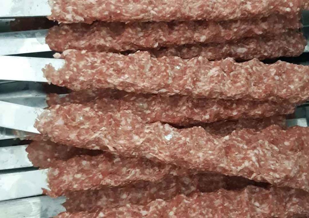 Persian koobideh kabob: Easy Homemade Recipe - YummCook | Easy Persian ...