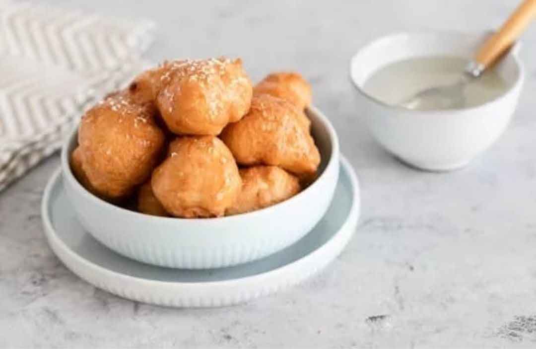 Turkish Lokma (Fried Dough Balls) with Syrup