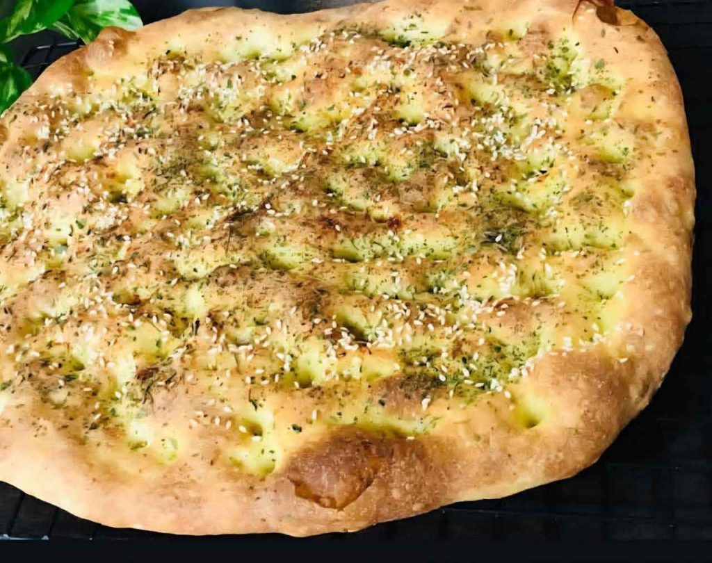 7 Facts About Taftoon Bread: Benefits, Nutrition & How to Make It at Home