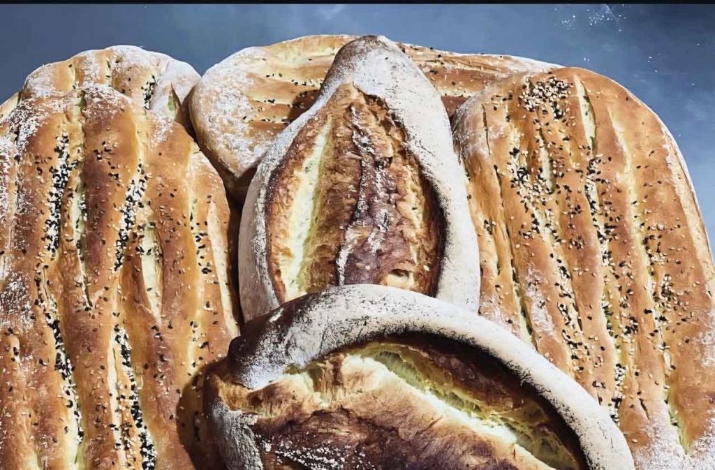 How to make Iranian Barbari bread in 6 short and attractive steps